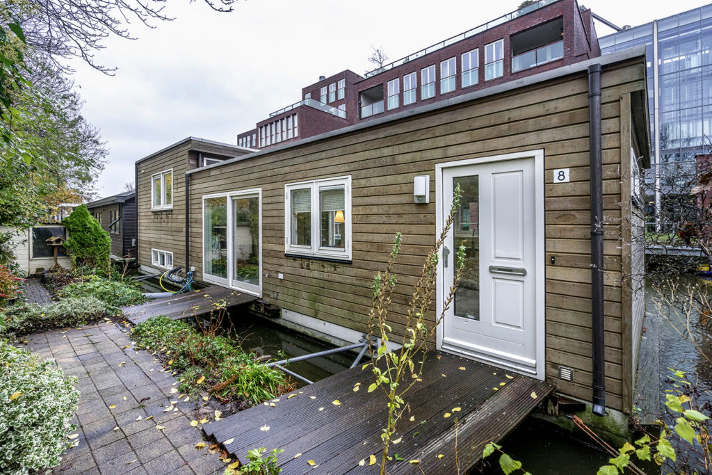 04 · Woonboot te Koop · Woonboot Verkopen · Woonboot Makelaar AWN