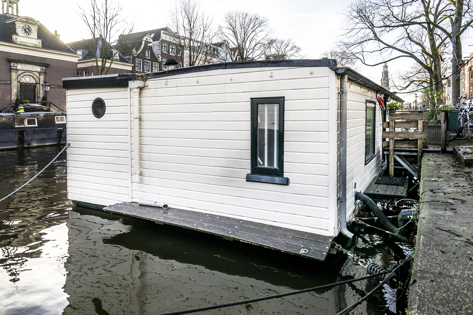 03 · Woonboot te Koop · Woonboot Verkopen · Woonboot Makelaar AWN